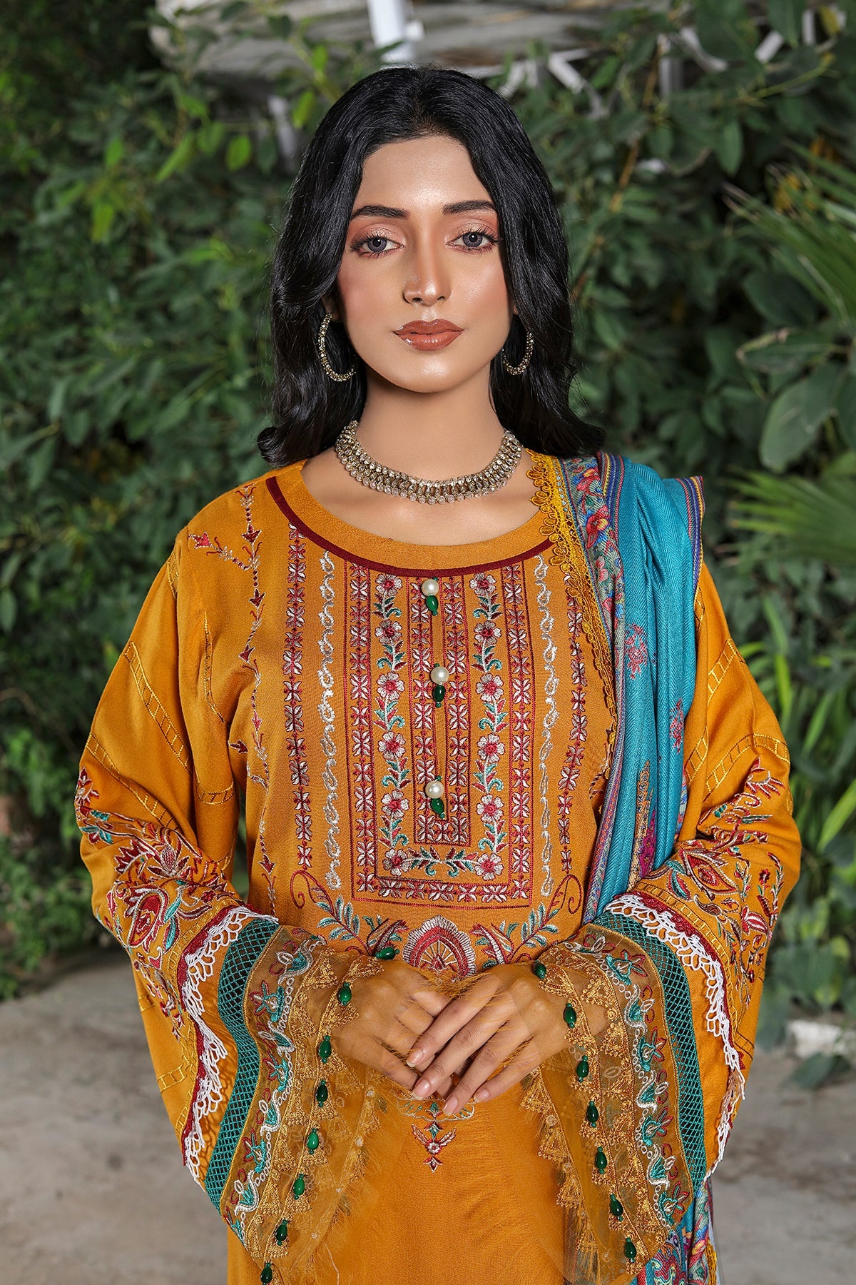 Zooj Original Mandana Heavy Embroidered 3PC Dhanak Suit - Zj034 – Natives